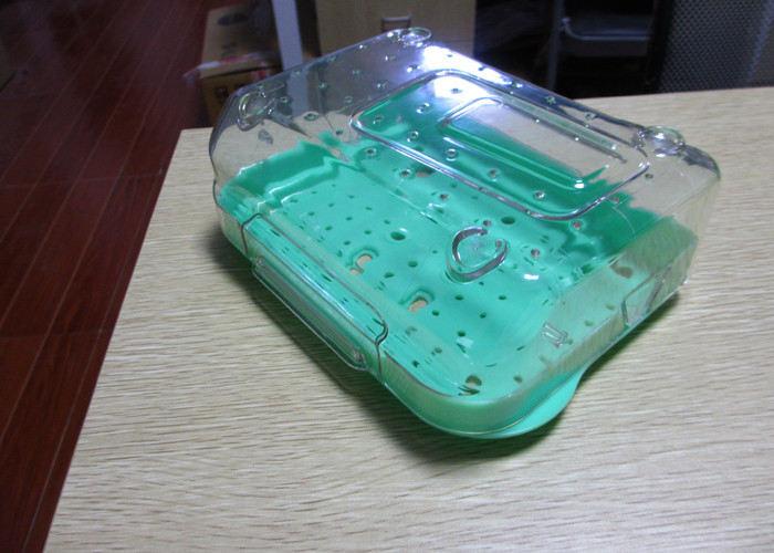 تجويف واحد OEM حقن صب لمعان حالة السفر PC Makrolon 2458